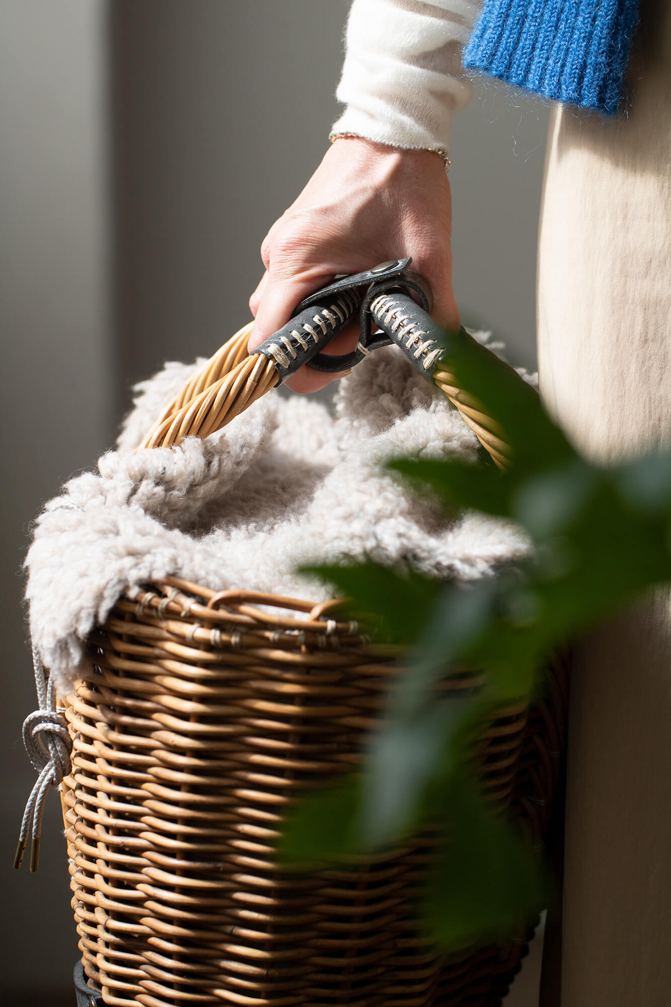 coordinate library AW scene7 | MADRIGAL yourline